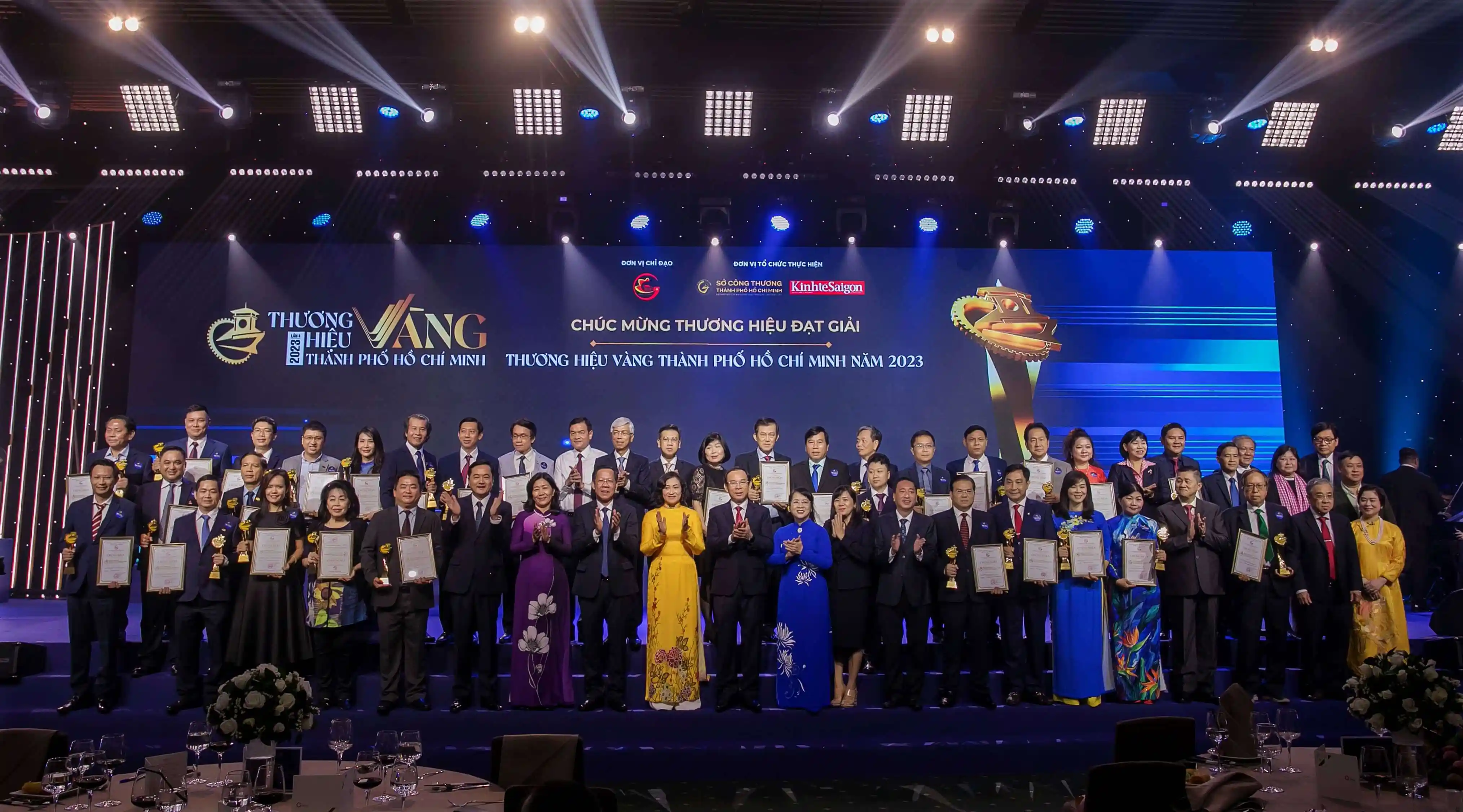 Cat Van Loi won the Golden Brand award for the second time